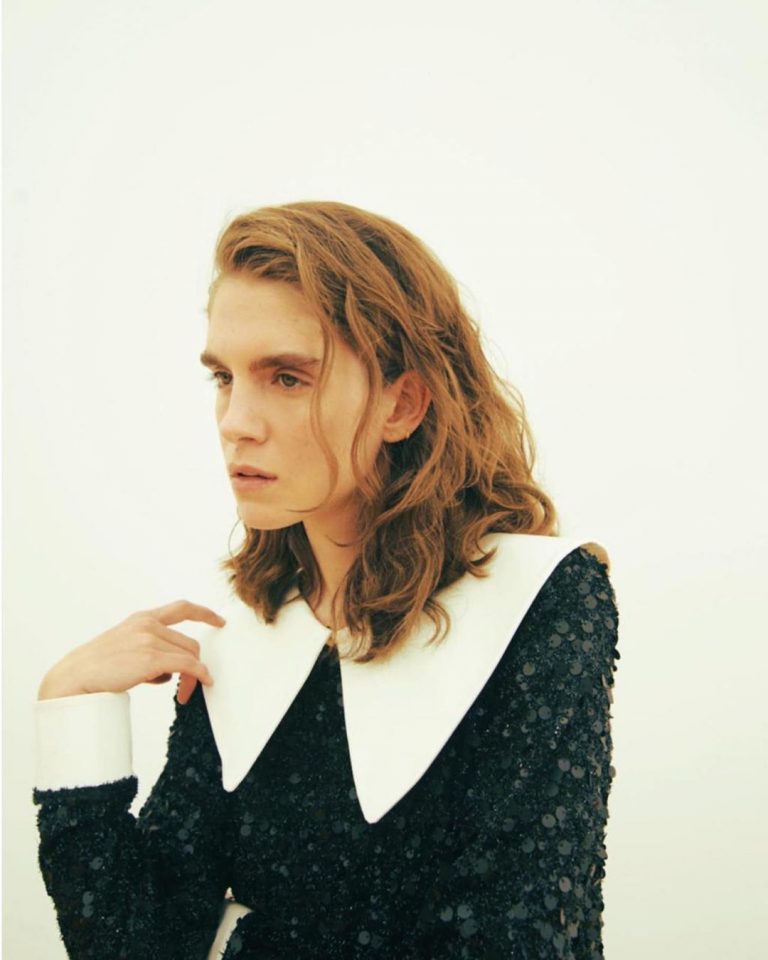 Oversized Collar Shirts Are Taking Over Spring/Summer - Outfitting Ideas